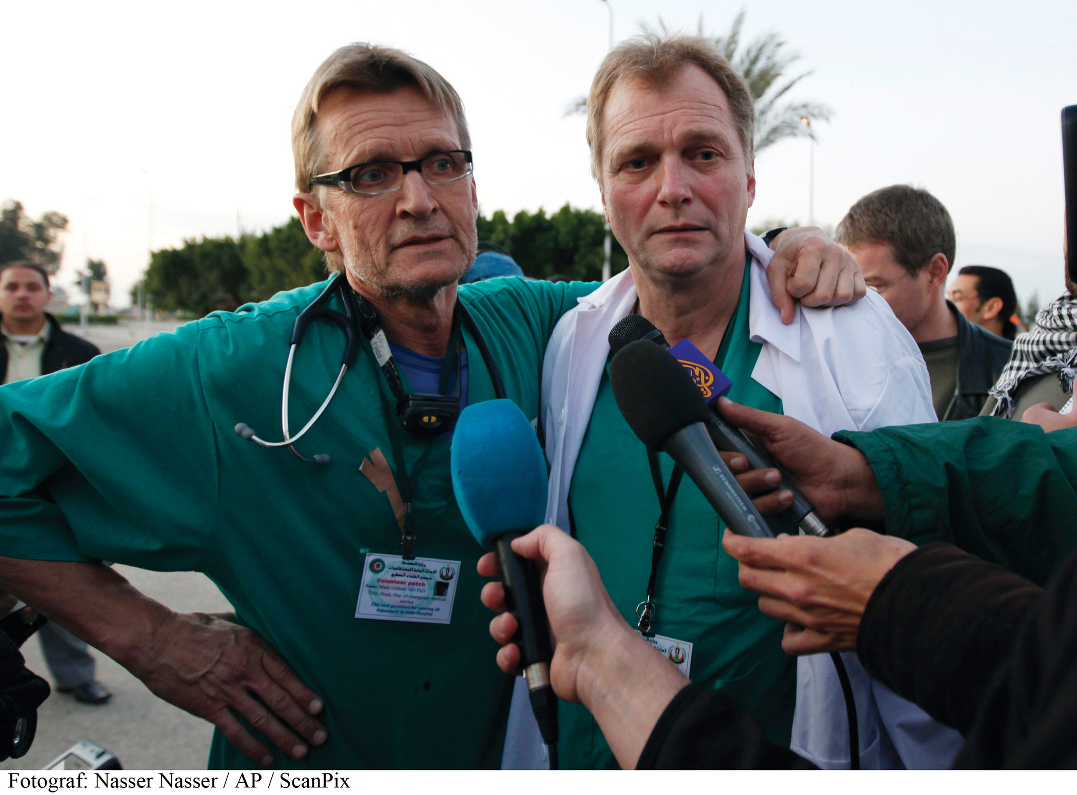Mads Gilbert, Erik Fosse - Eyes in Gaza - NORLA